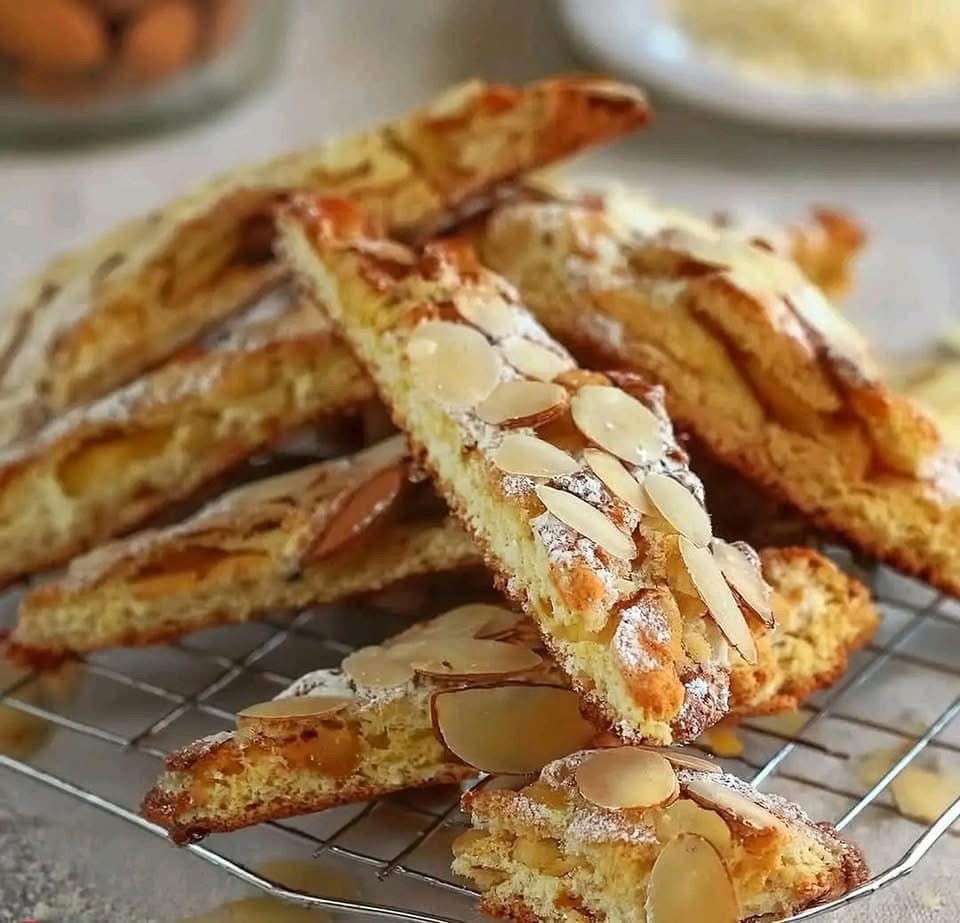 Crunchy Almond Biscuits – Recipes